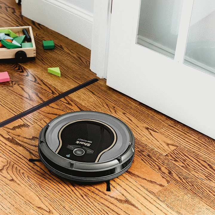Shark IQ Robot Vacuum – I Crave This